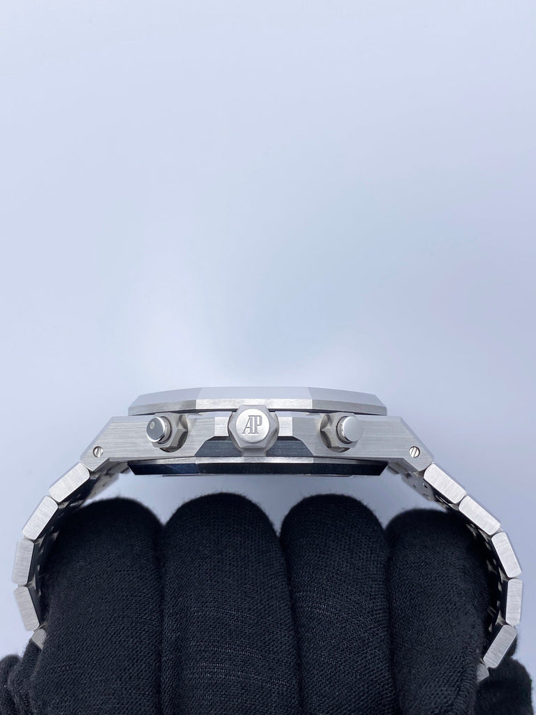 Audemars Piguet Royal Oak 26240ST Green Dial 50th Anniversary Box Pape