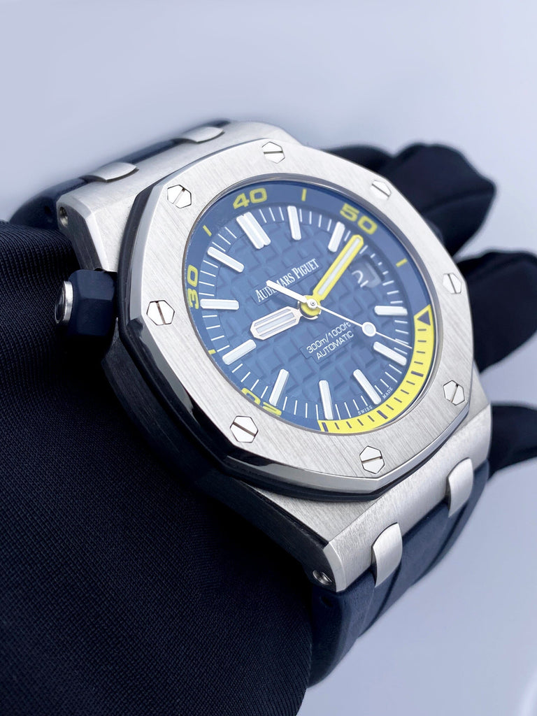 Audemars Piguet Royal Oak Offshore Diver 15710ST Blue Dial Mens Watch