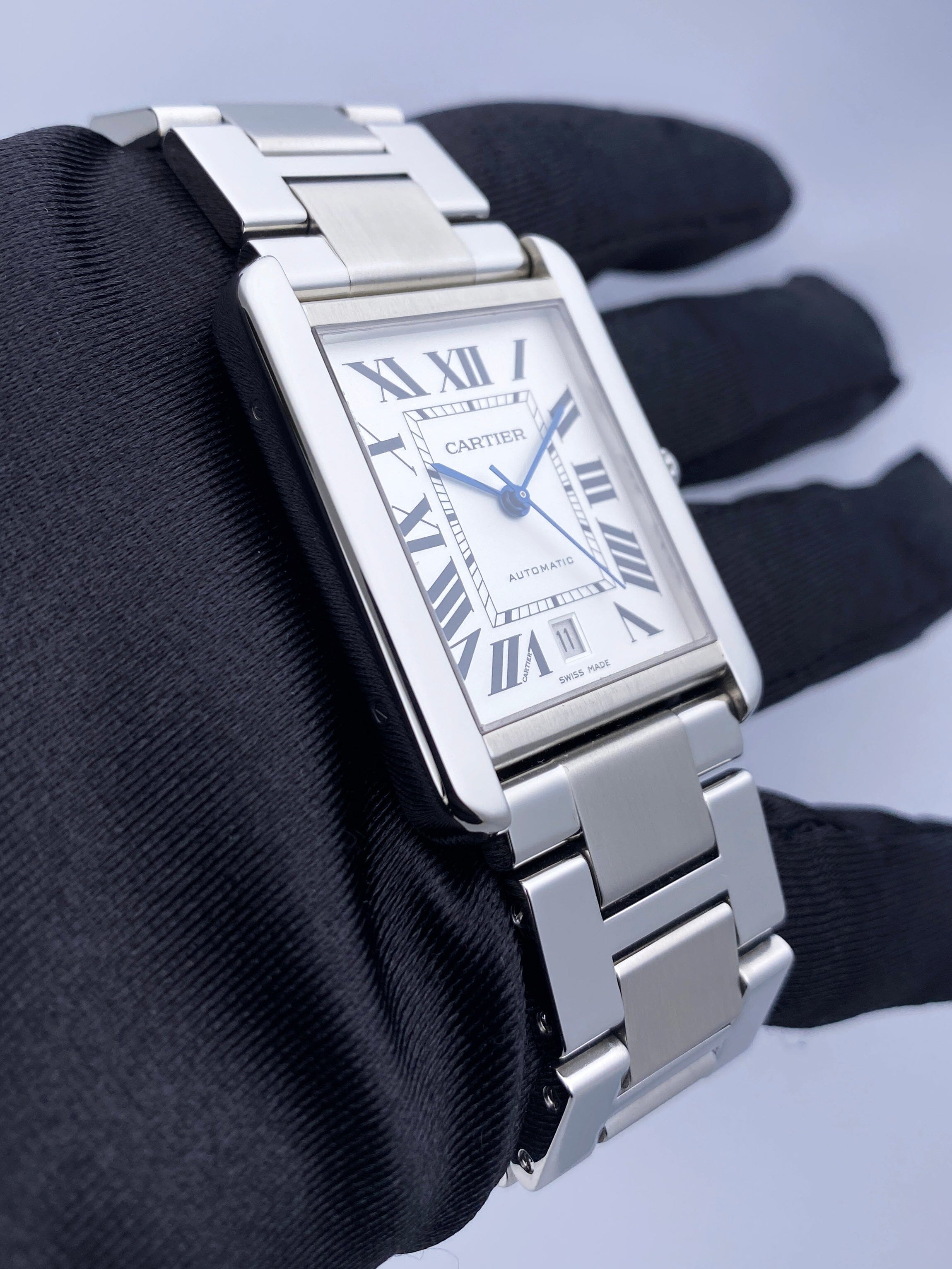 Cartier Tank Solo XL W5200028 Stainless Steel Mens Watch Box Papers