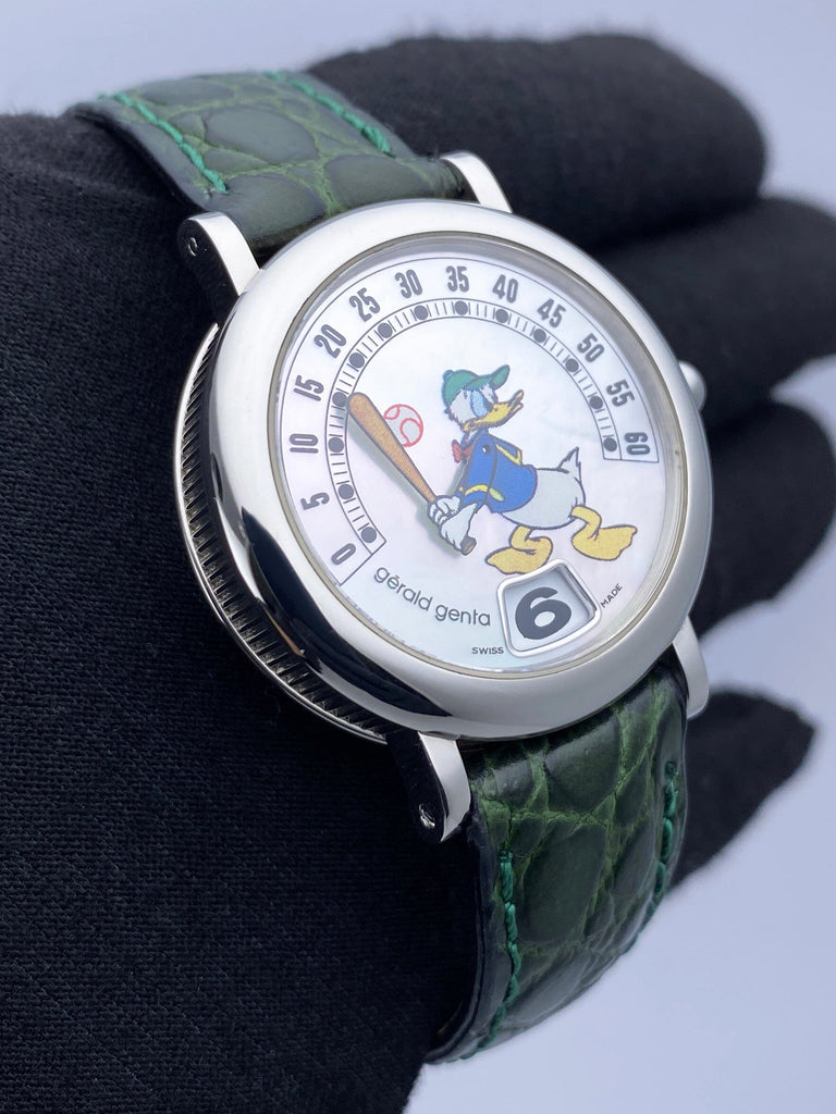 Gérald Genta Retro Disney G.3612 Donald Duck MOP Dial Watch