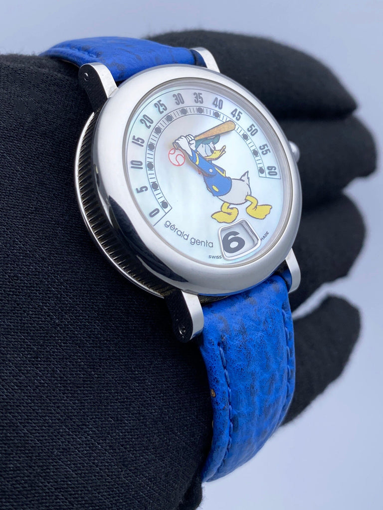 Gérald Genta Retro Disney G.3612 Donald Duck MOP Dial Mens Watch Paper