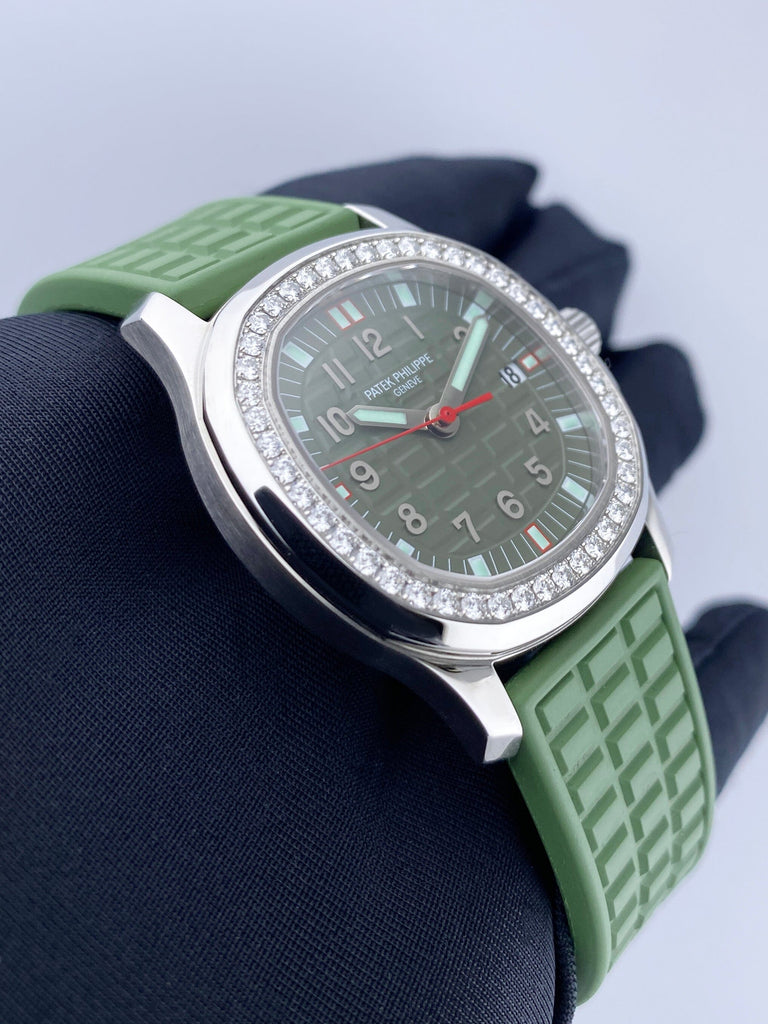 Patek Philippe Aquanaut 5067A Green Dial Ladies Watch With Archives