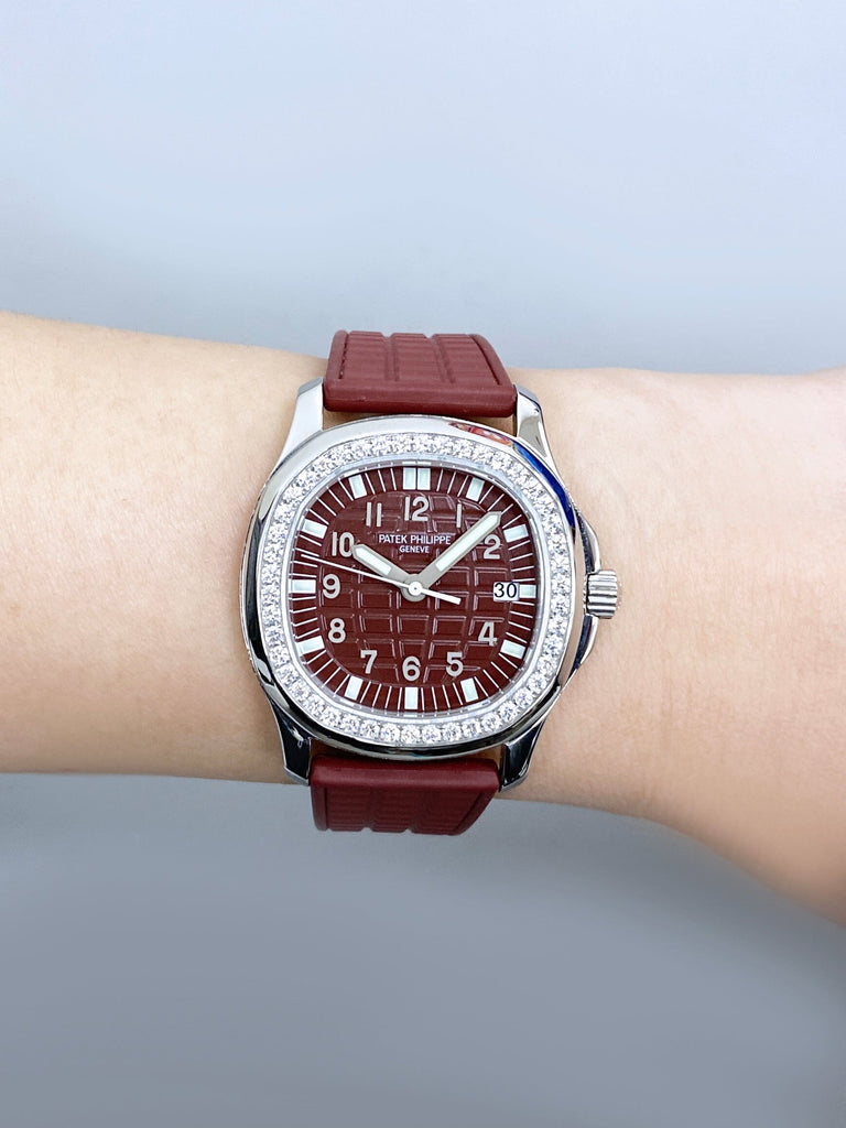 Patek Philippe Aquanaut 5067A Red Theme Ladies Watch With Archives