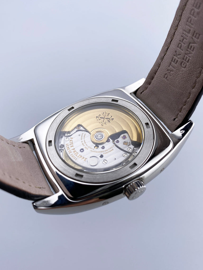 Patek Philippe Gondolo Calendario 5135P Gray Dial Mens Watch Box Paper