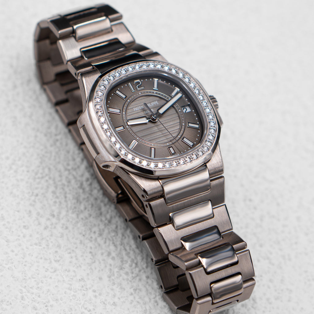 Patek Philippe Nautilus 7010/1G-010 Diamond Grey Dial Ladies Watch Wit