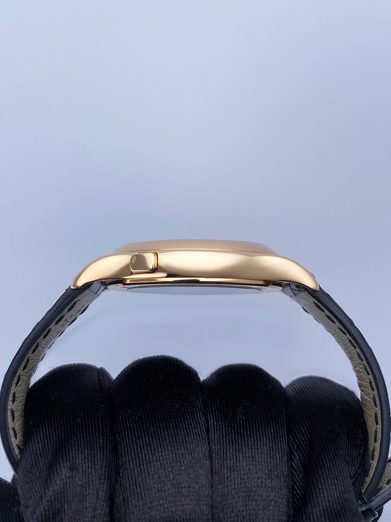 Patek Philippe World Time 5110R 18K Rose Gold Mens Watch