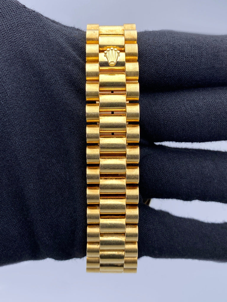 Rolex Day Date 18238 Ruby Diamond Dial Mens Watch
