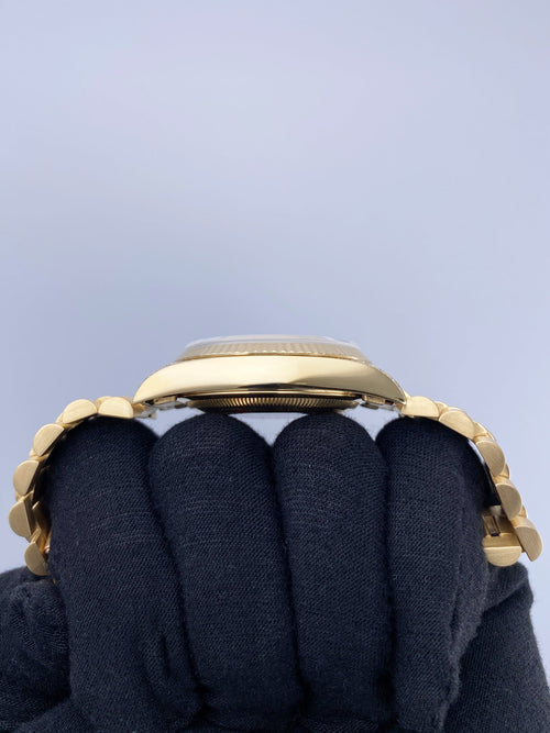 Rolex Day-Date 18338 Diamond 18K Yellow Gold Mens Watch