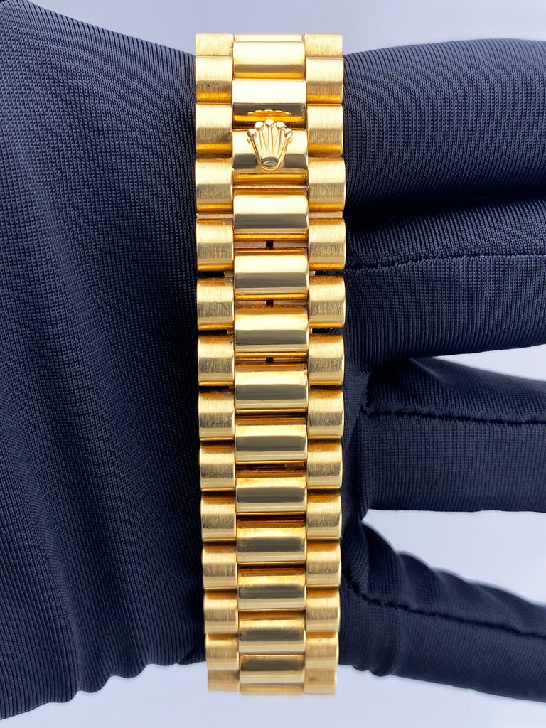 Rolex Day Date 18348 Diamond Bezel & Dial Mens Watch