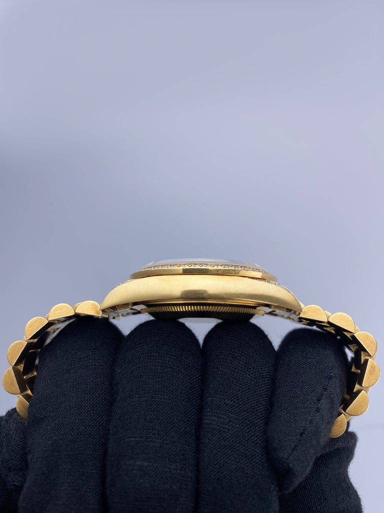 Rolex Day Date 18388 Diamond Dial 18K Yellow Gold Mens Watch