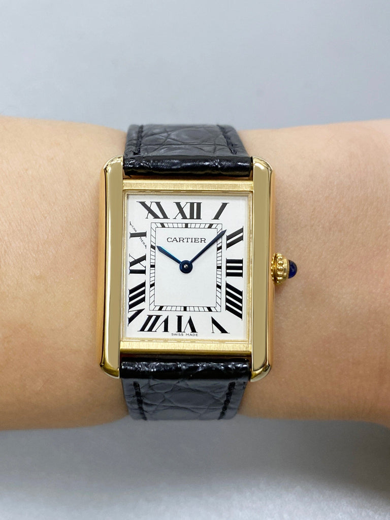 Cartier Tank Solo W5200002 18K Yellow Gold Ladies Watch