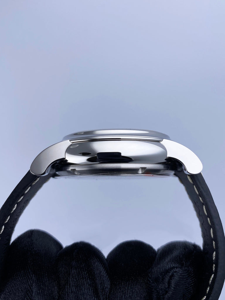 New Graham Chronofighter Vintage Gold Emergency "Green Edition" Watch