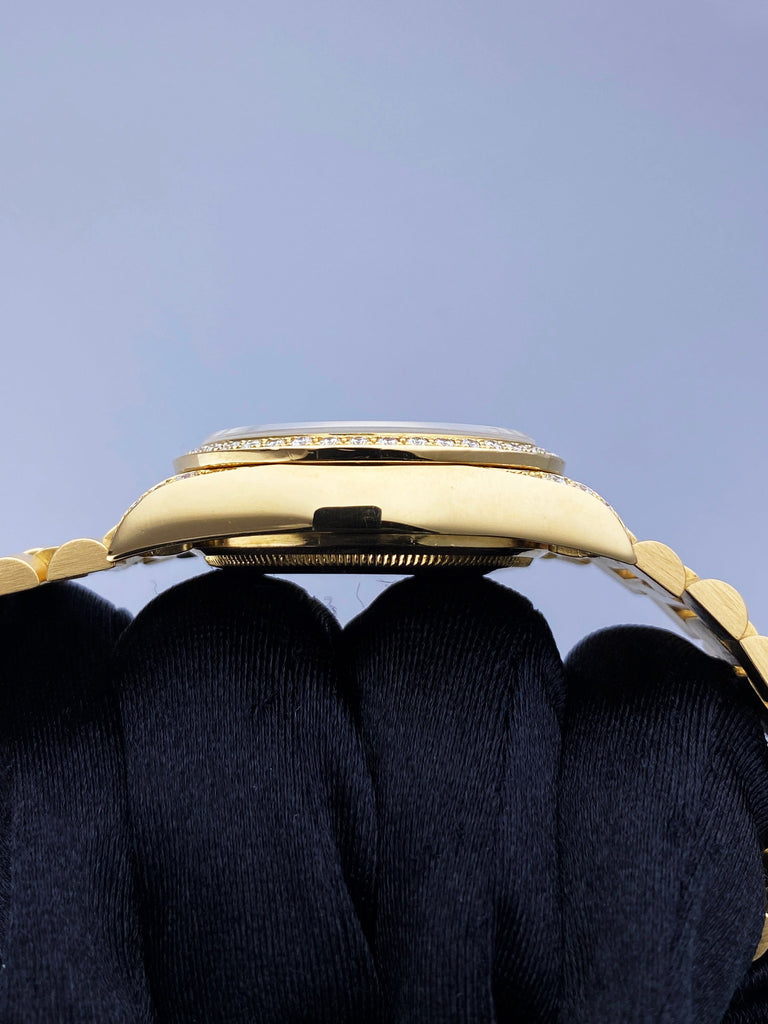 Rolex Day Date 18138 Diamond Dial 18K Yellow Gold Mens Watch